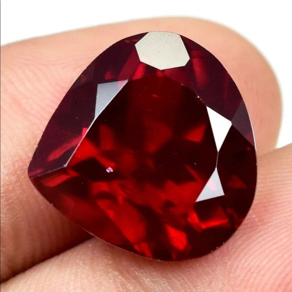 Earth Mined | Jewelry | Extremely Rare Massive 34ct Natural Pear Cut ...